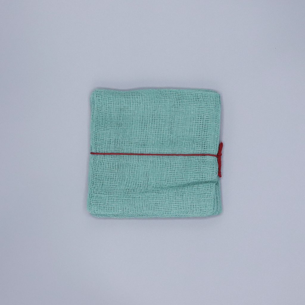 XRD Swabs (Tied 5s) BP - 12ply Green - 10cm x 10cm