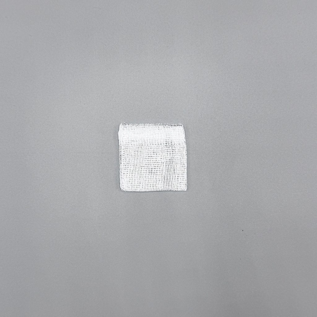 Type 13 Light BP Non-Sterile Swab - 8ply - 7.5cm x 7.5cm