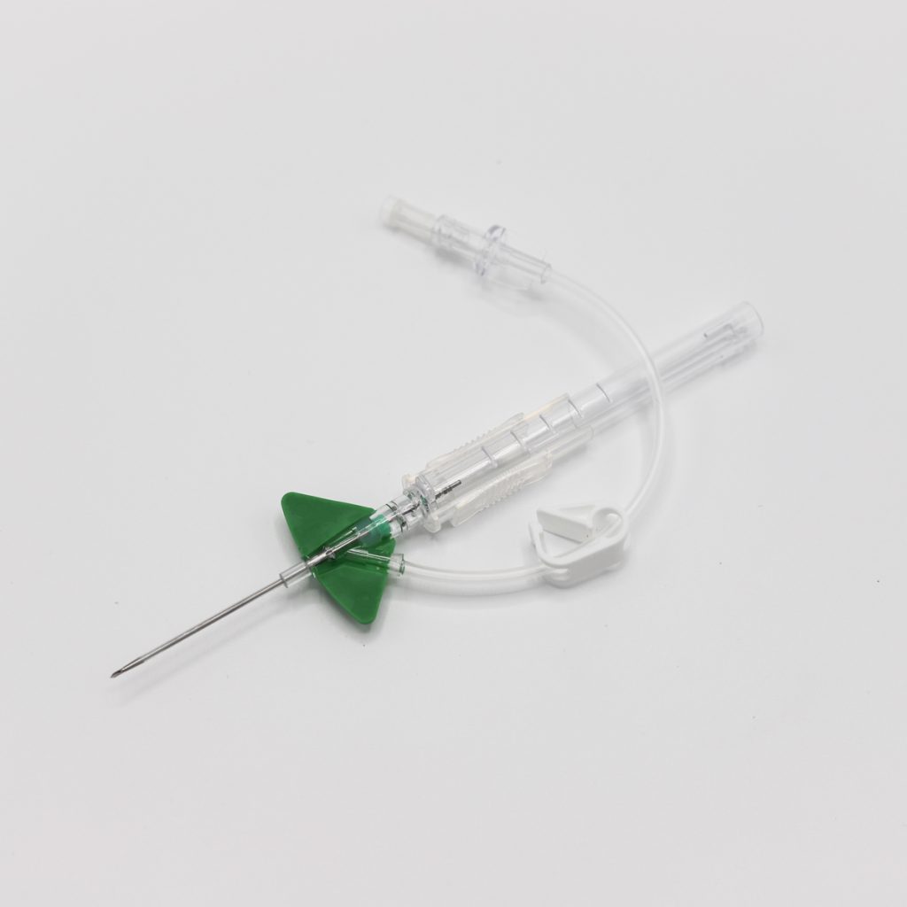 Safety Integrated Cannula - 18g - Single Port with Blood Control ...